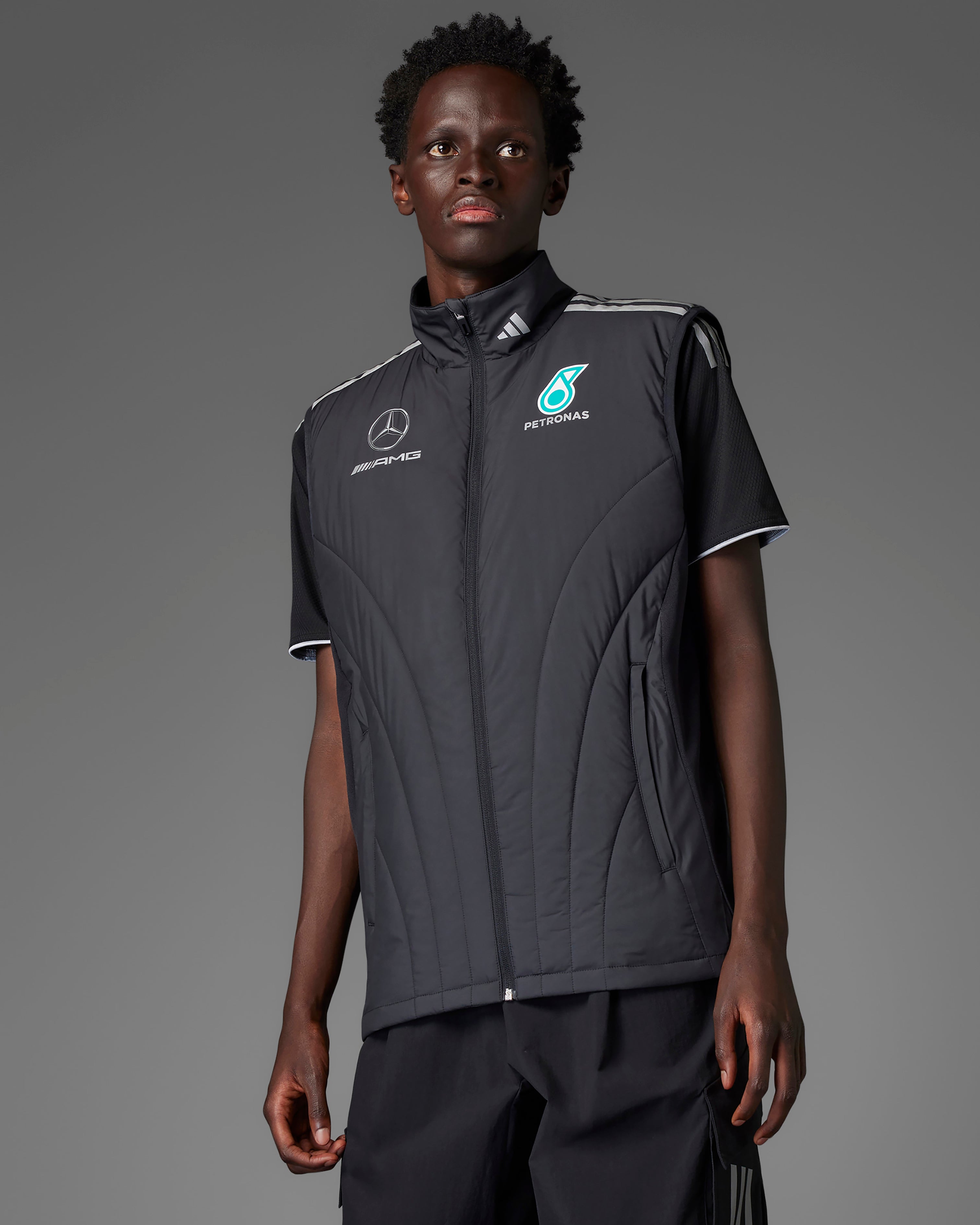 Mens 2025 Mechanics Vest Black | Official Mercedes-AMG PETRONAS F1 Team ...