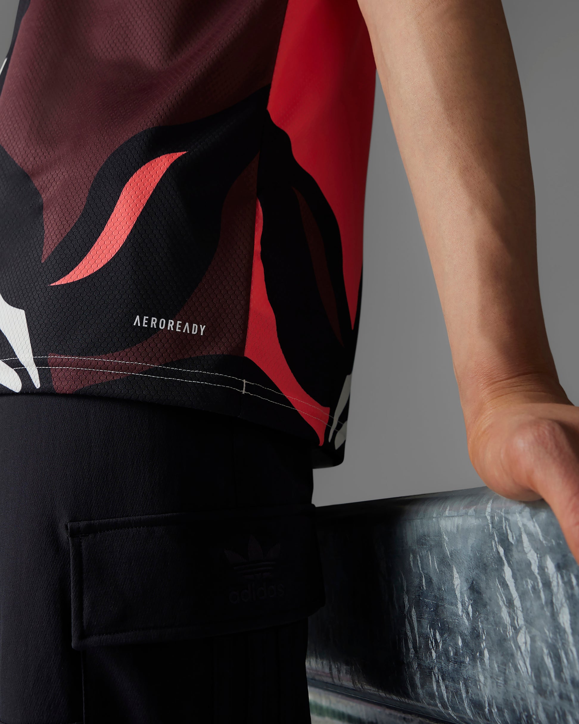 Mens 2025 Miami Authentic Driver Tee Floral | Official Mercedes-AMG ...