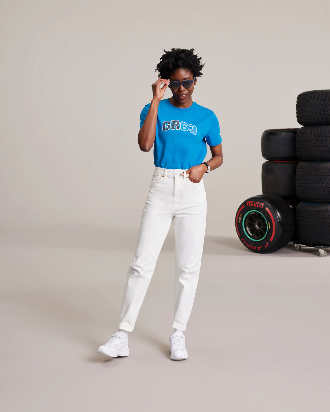 Womens George Russell Logo Tee Blue | Official Mercedes-AMG PETRONAS F1 ...