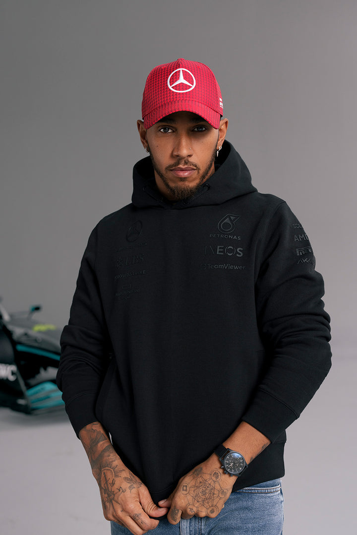 Official Mercedes-AMG PETRONAS F1 Team collections - Shop Mercedes ...